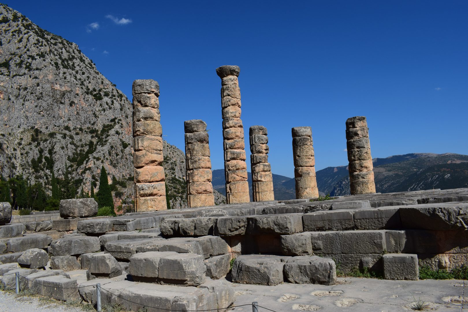 Templo de Apolo. Delfos (Grecia) | Viajes Lost Planet